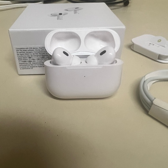 Apple | Headphones | Apple Airpod Pro 2nd Gen With Mag Charging Case ...